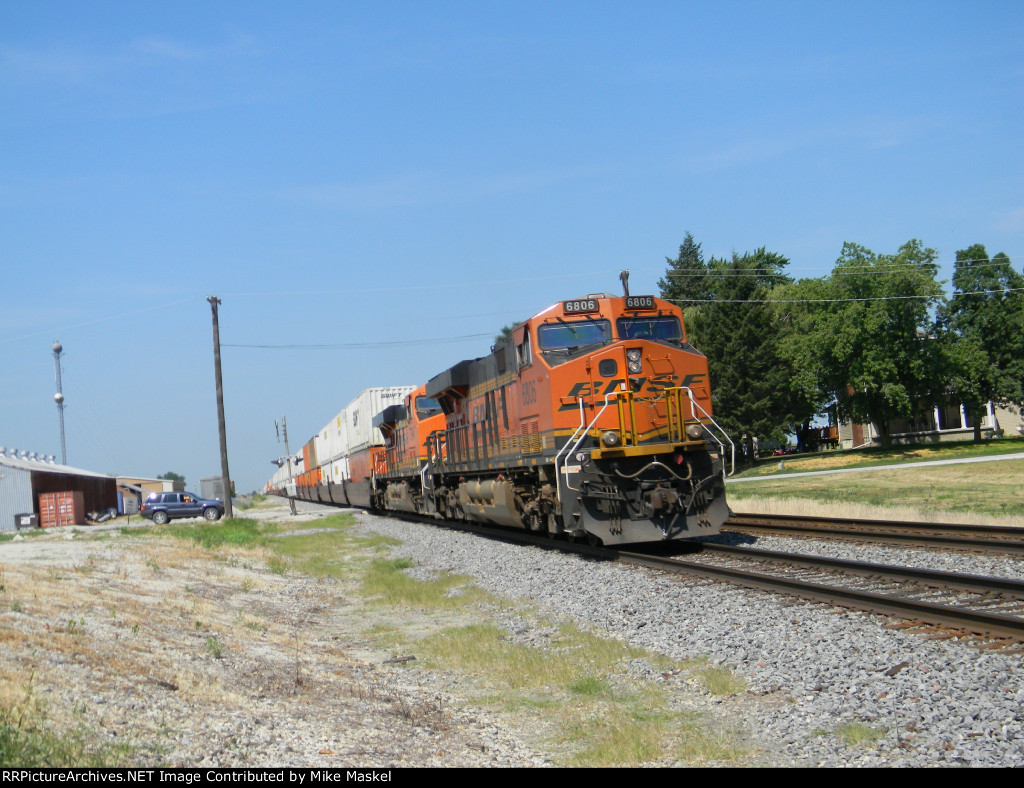 BNSF 6806
